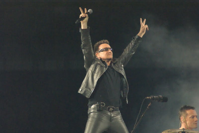 Bono Back After Surgery, U2 Predicts Record Tour - News