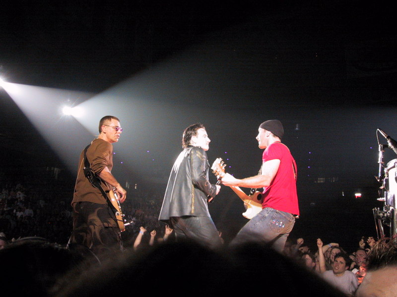 U2Station.com | Tours | Elevation - 1st Leg - North America | June 2 ...
